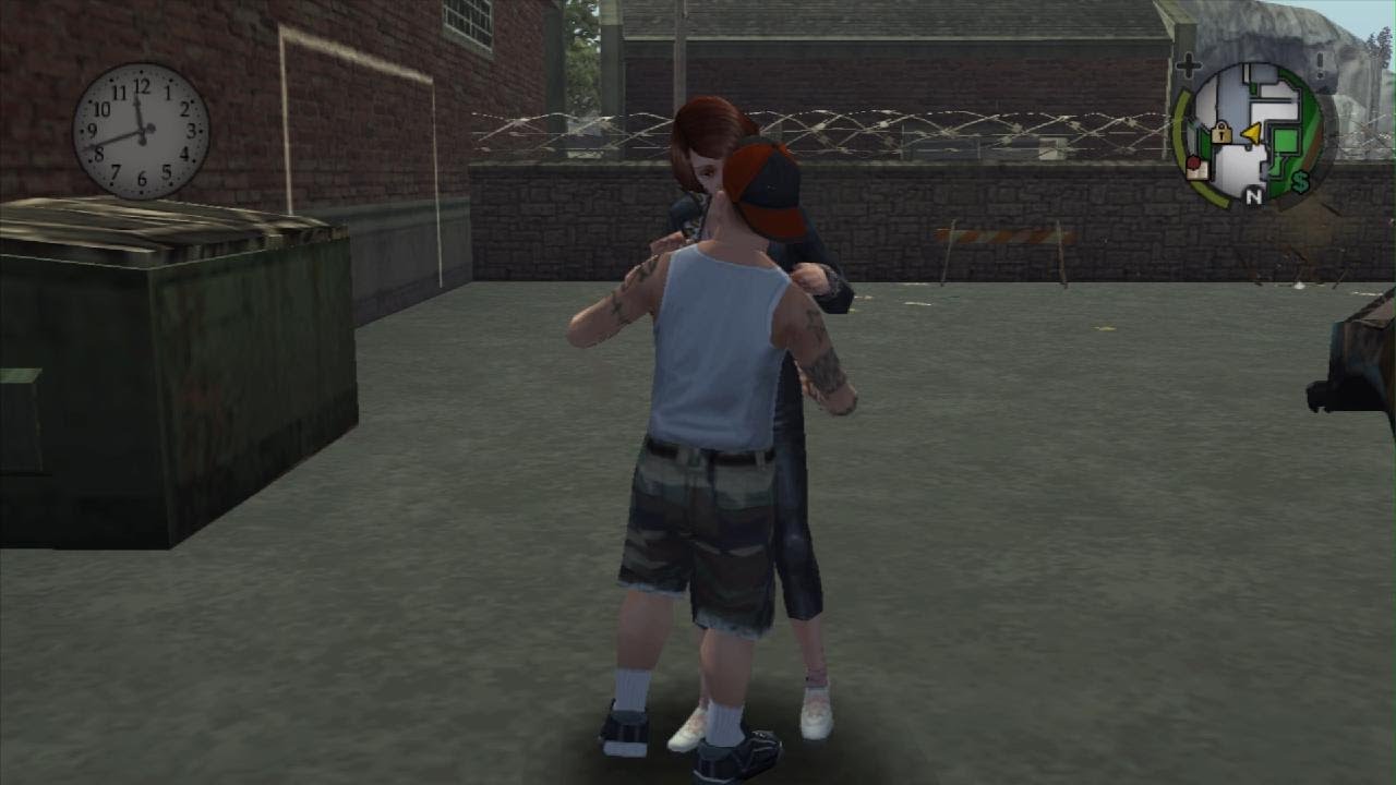 Bully Kissing Lola - YouTube