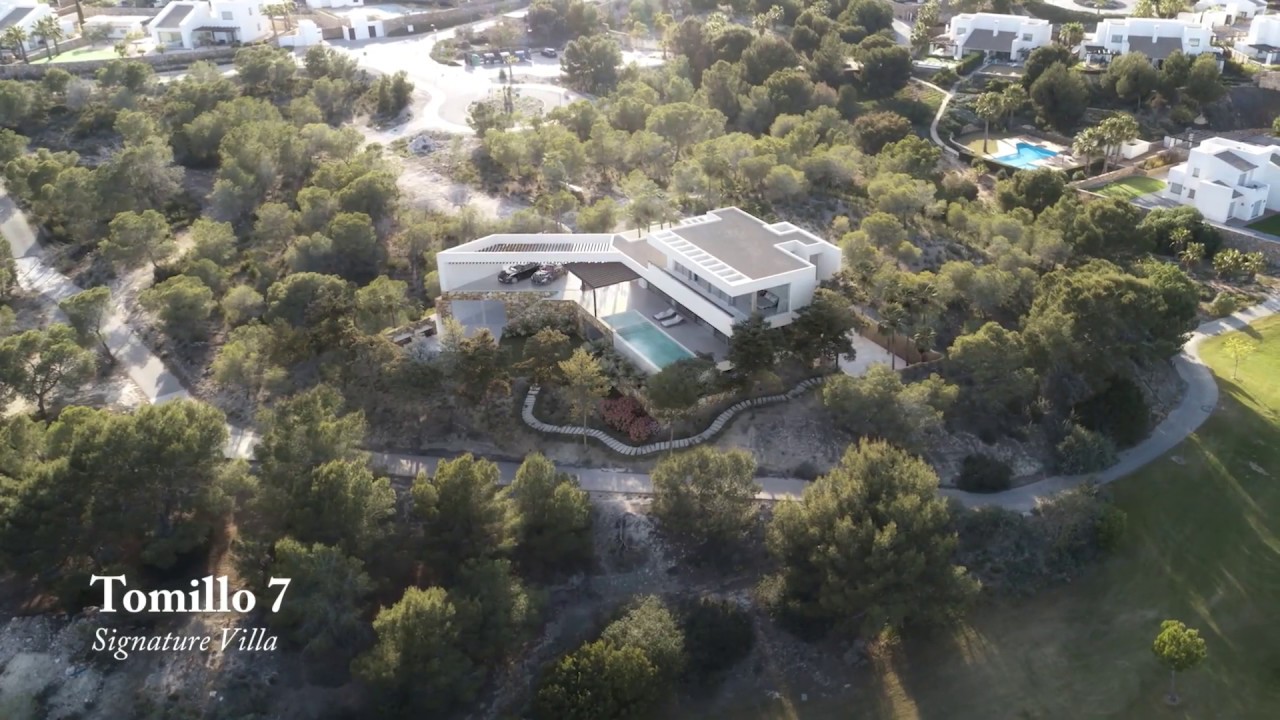 Tomillo 7 Las Colinas Golf - YouTube