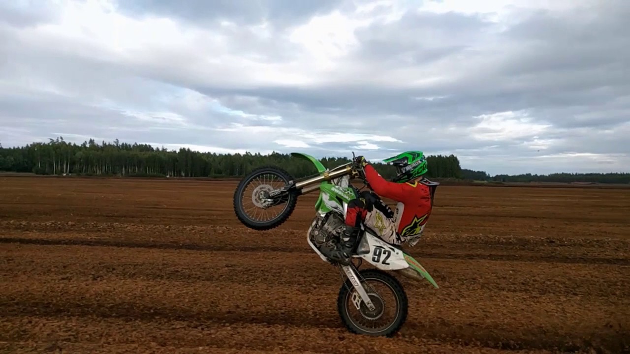 Learning to wheelie - MX - YouTube