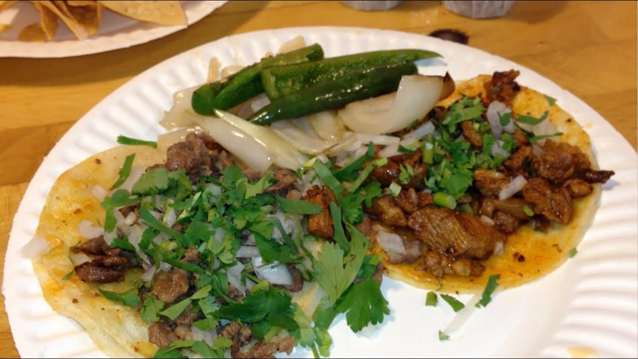 TACO WARS #4 - Cilantro Tacos vs Borracho Tacos - YouTube