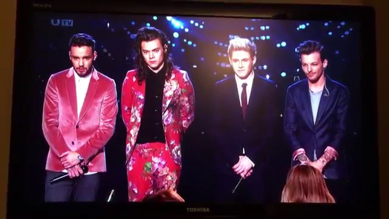 One Direction celebrity fans say goodbye. - YouTube