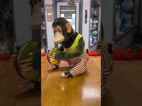 Vintage Daishin CK Musical Jolly Chimp Clapping Monkey, Battery Operated - YouTube