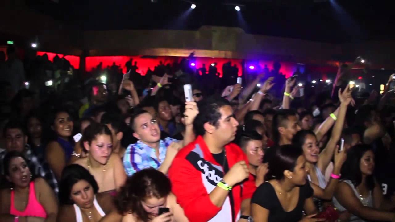 Farruko - La Rumba 2 (Viva De Night) (Atlanta, USA) (Live 2013) - YouTube