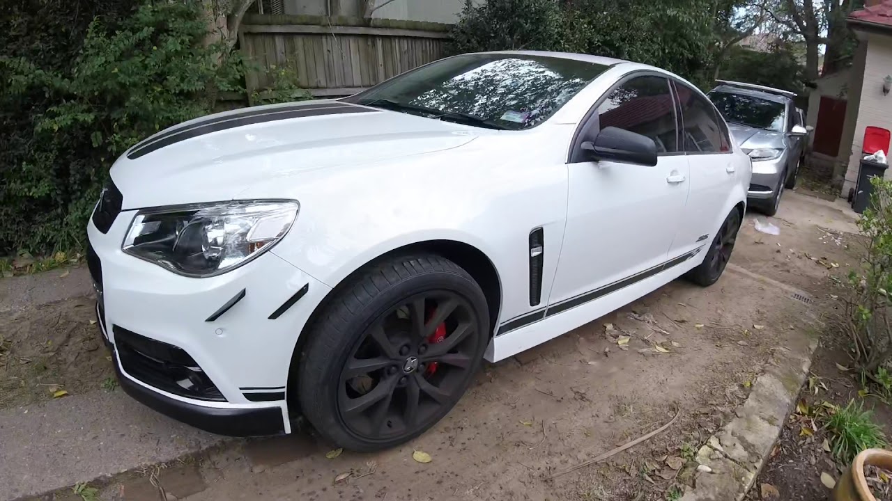 VF Commodore SSV empire performance 3” catback exhaust startup and ...