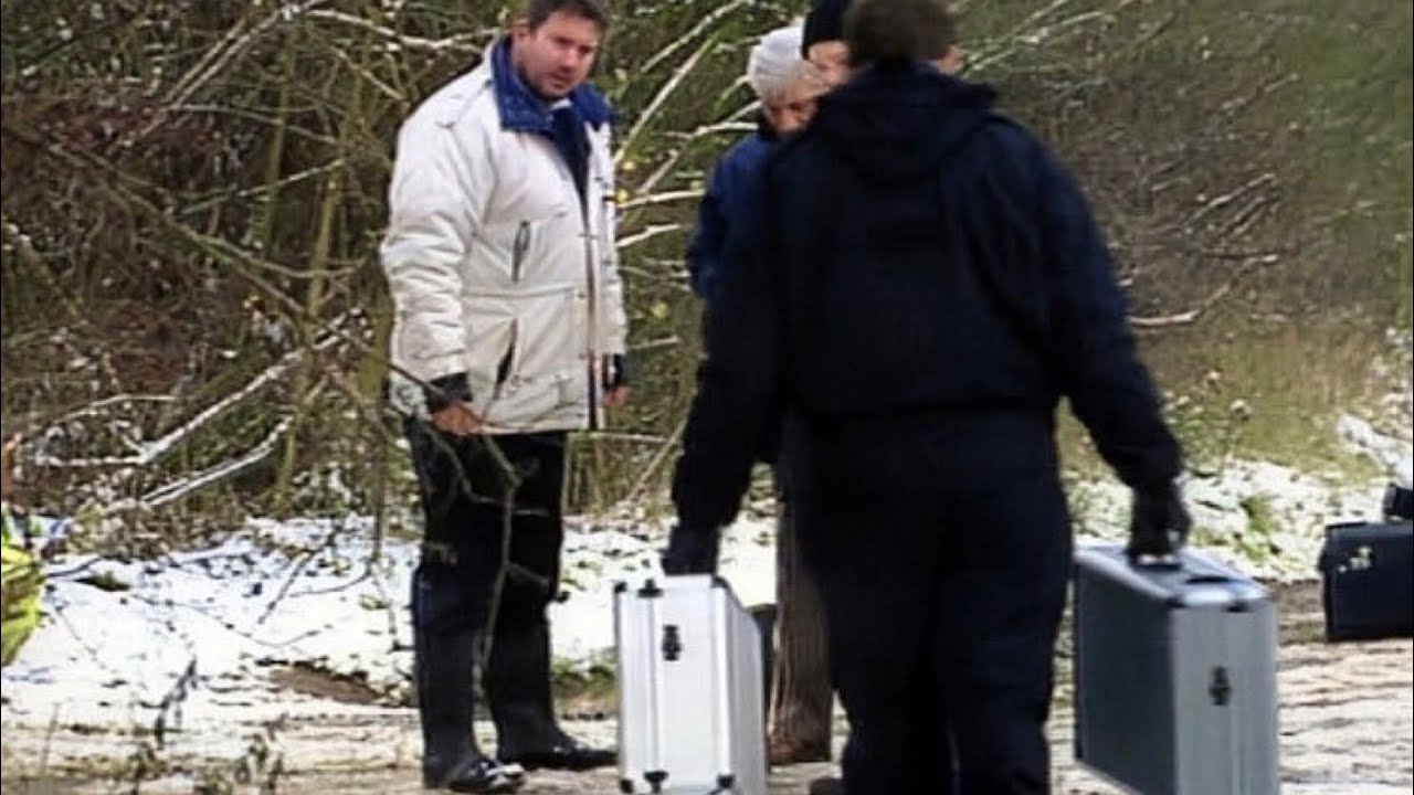 Rettendon Range Rover Murders News Footage - YouTube