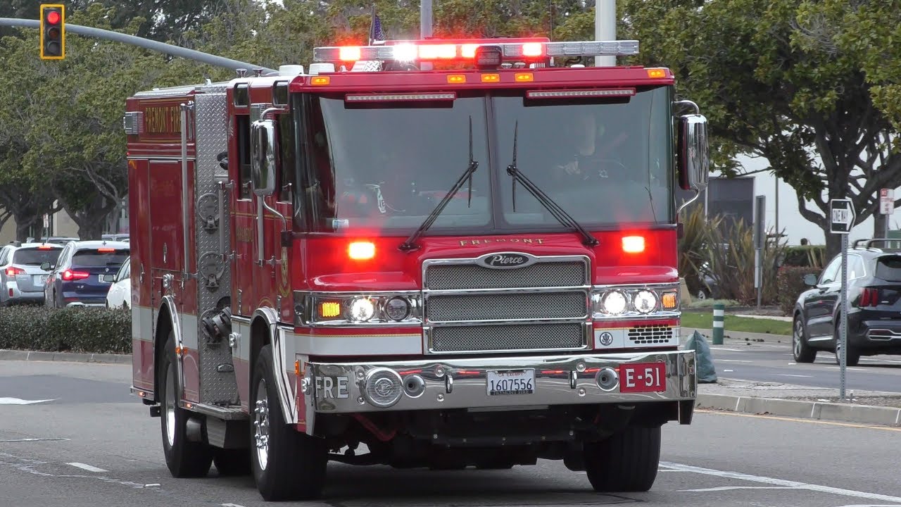 Fremont Fire Dept. Engine 51 Responding - YouTube