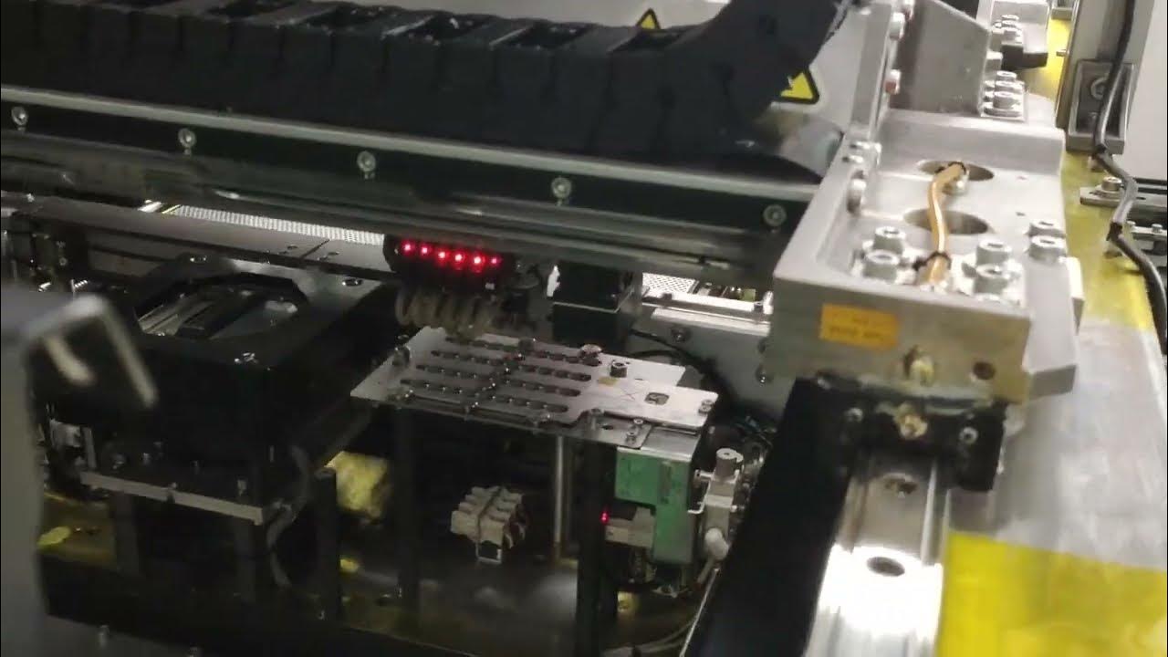 Panasonic NPM-D3A Modular Pick And Place Machine - YouTube