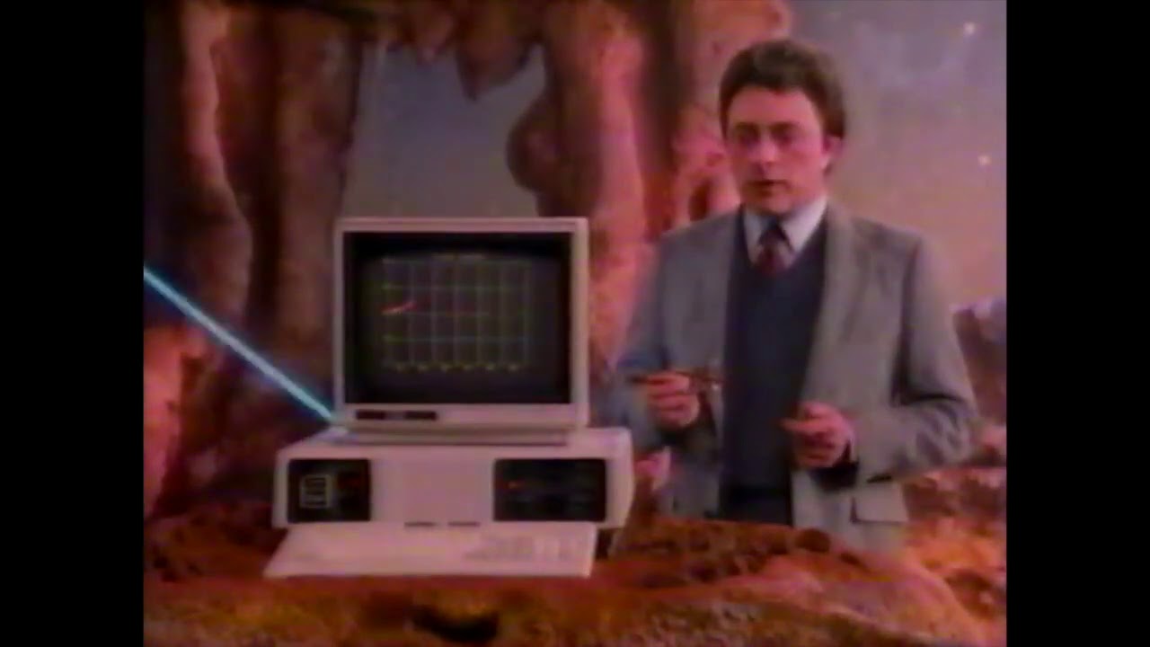 Tandy 2000 - TRS- 80 Model - Radio Shack -1984 - YouTube