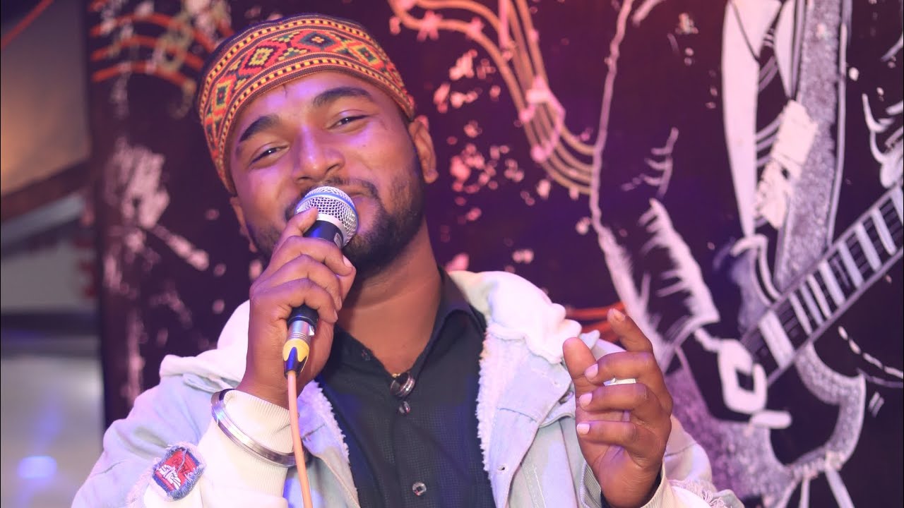 Nepal mehendranagar AMITY college live singing show billo Rani - YouTube