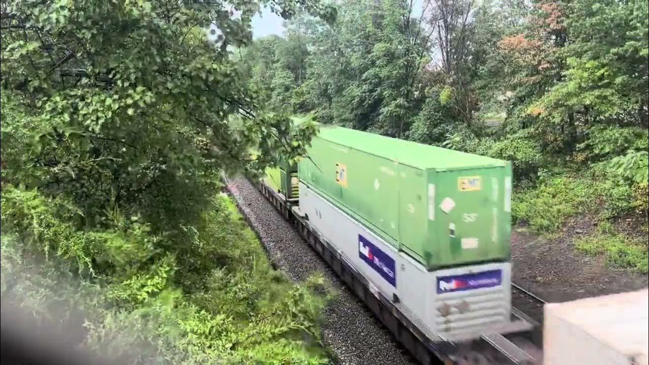 NS 7569 ES44DC Leads NS 23G through Middlesex,NJ - YouTube