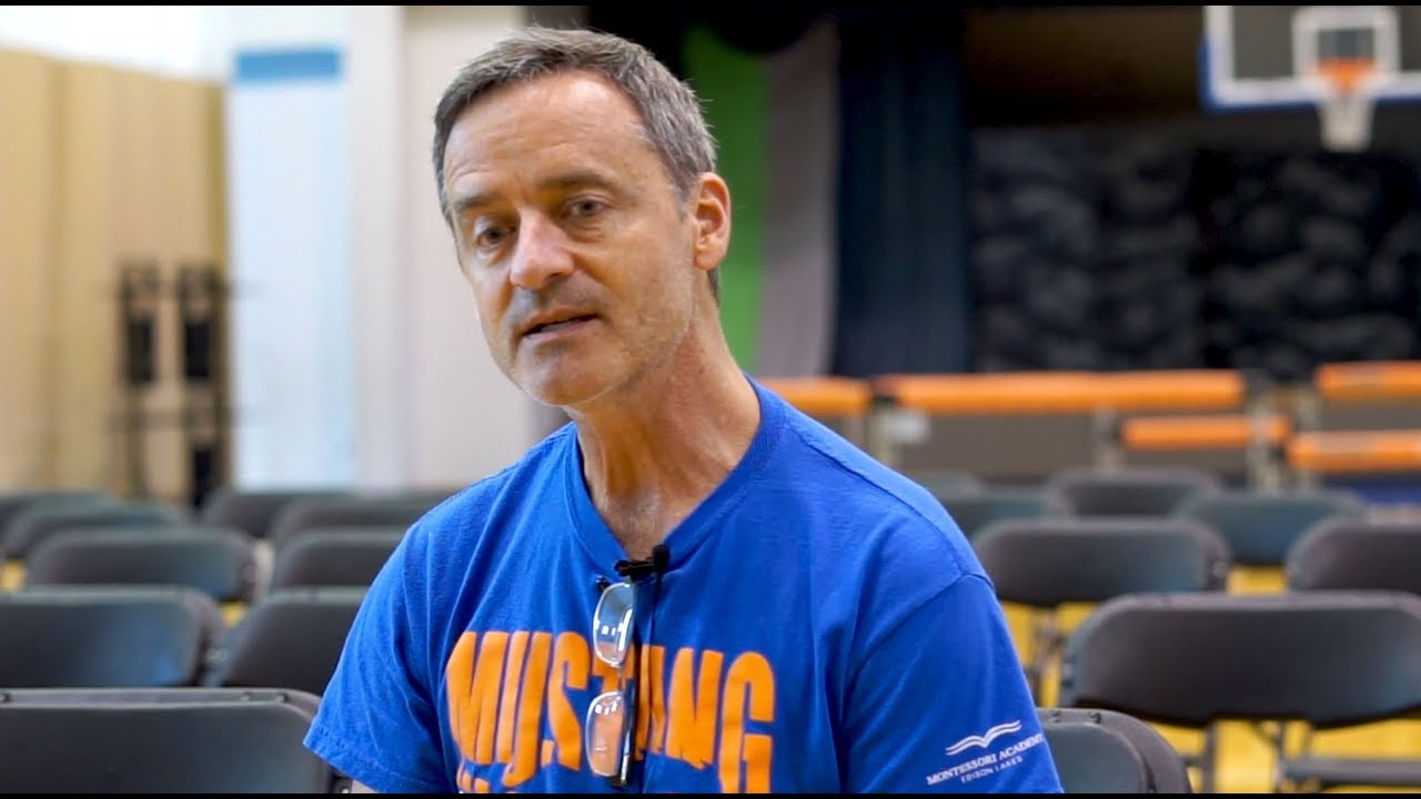 Randy Kelly talks coding in the classroom - YouTube
