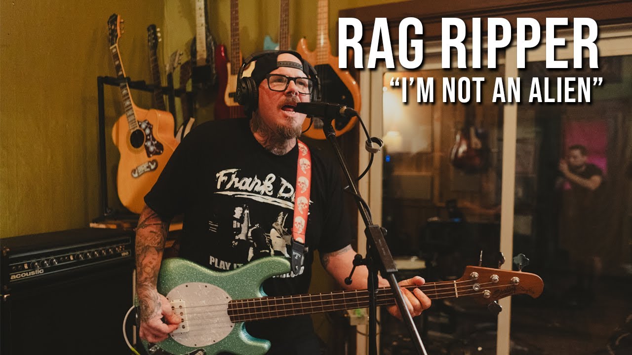 Rag Ripper - "I'm Not An Alien" (Live on Incorrect Thoughts) - YouTube