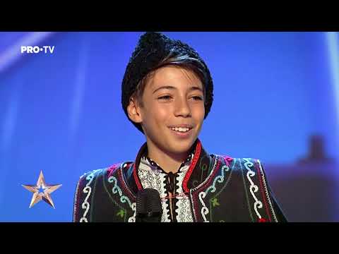 Să fie cu folclor! | Camil Atanase - Românii au Talent