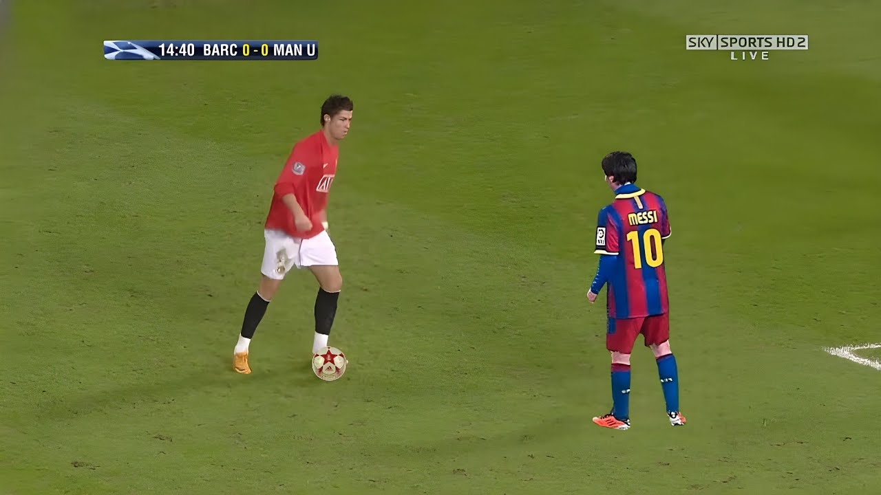 Cristiano Ronaldo and Lionel Messi showing their class in 2008 - YouTube