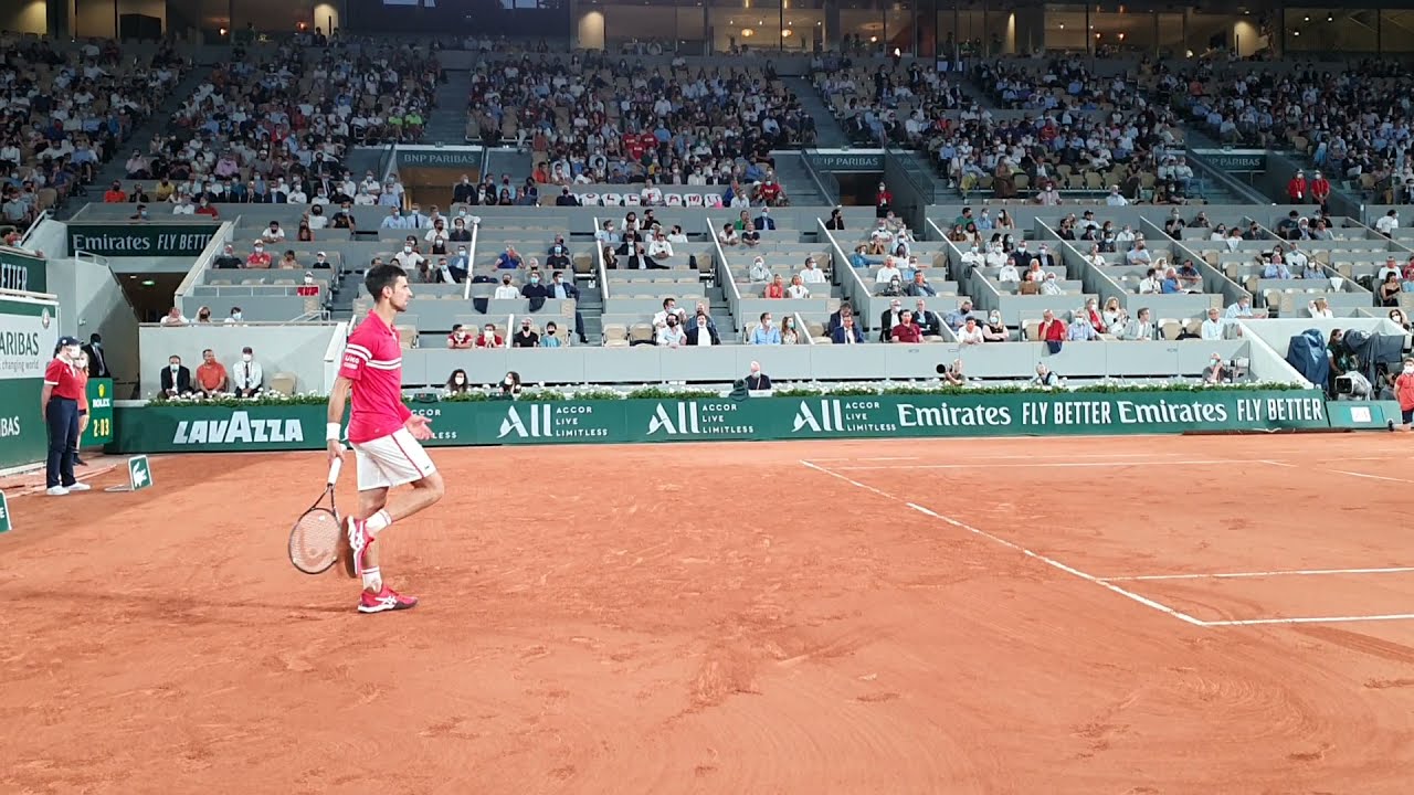 Novak Djokovic vs Berrettini - Focus Novak - Side view - YouTube