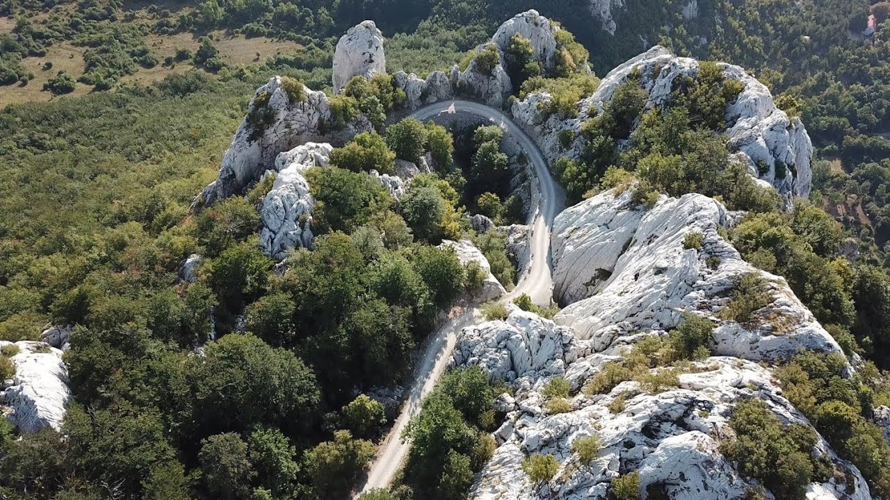 Velebit MTB - Dabarski Kukovi - Outdoors Croatia - YouTube
