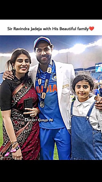 Sir Ravindra Jadeja with His Beautiful family ️ - YouTube