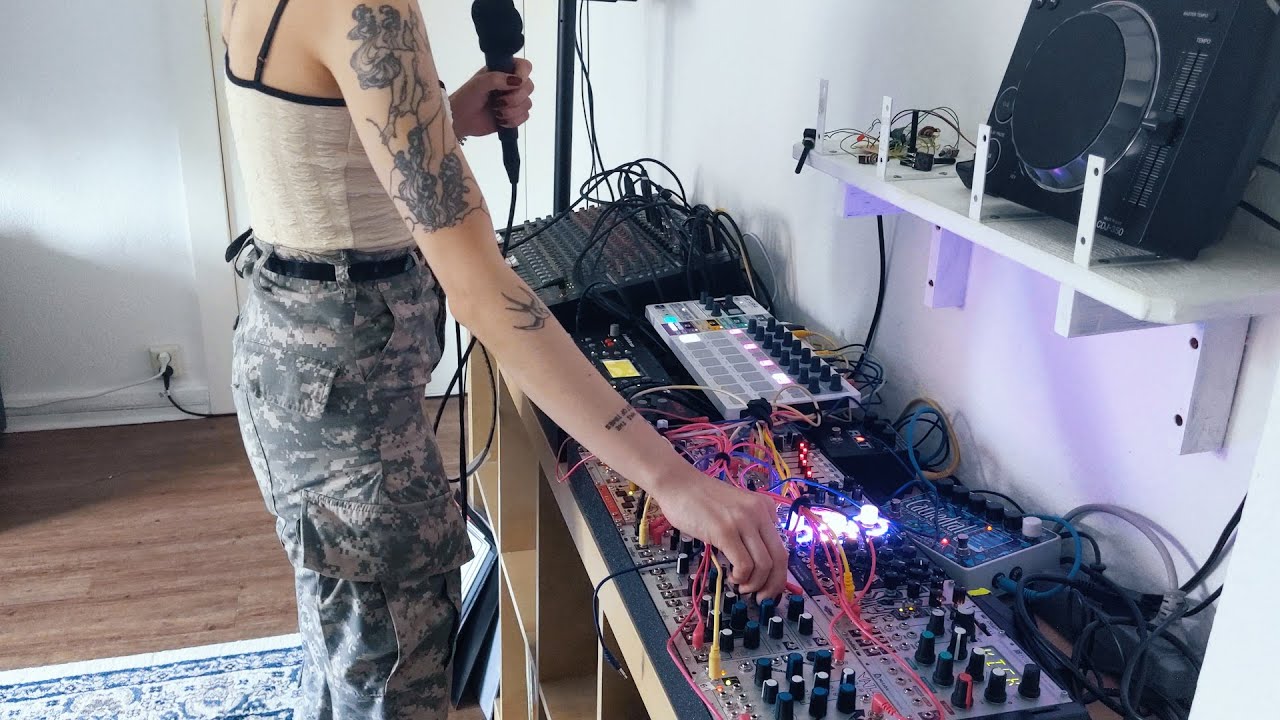 Patch Notes: Wallis - YouTube