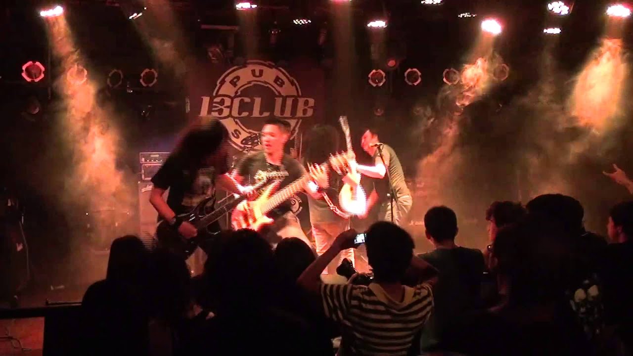 Spring and Autumn -- legend （春秋乐队-传奇-现场版） - YouTube