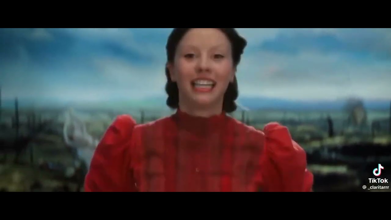 Pearl Dance Scene - YouTube