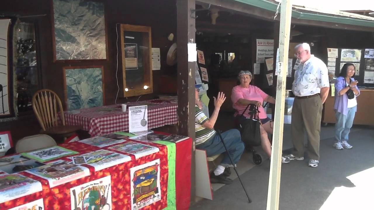 Oak Glen Apple Blossom Festival Jam '2012/Huck Finn Booth - YouTube