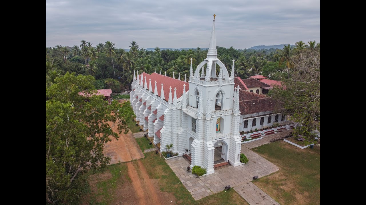 Mae de Deus Church in Saligao, Goa - YouTube
