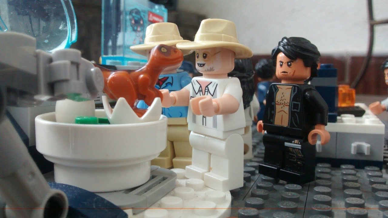 Lego Jurassic World Laboratory | Baby Dinosaurs Breakout and the Raptor ...