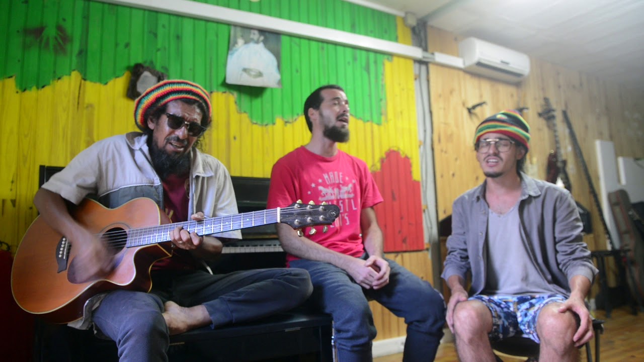 Ti Rat & Rouge Reggae "Pon Dah Sea" - YouTube