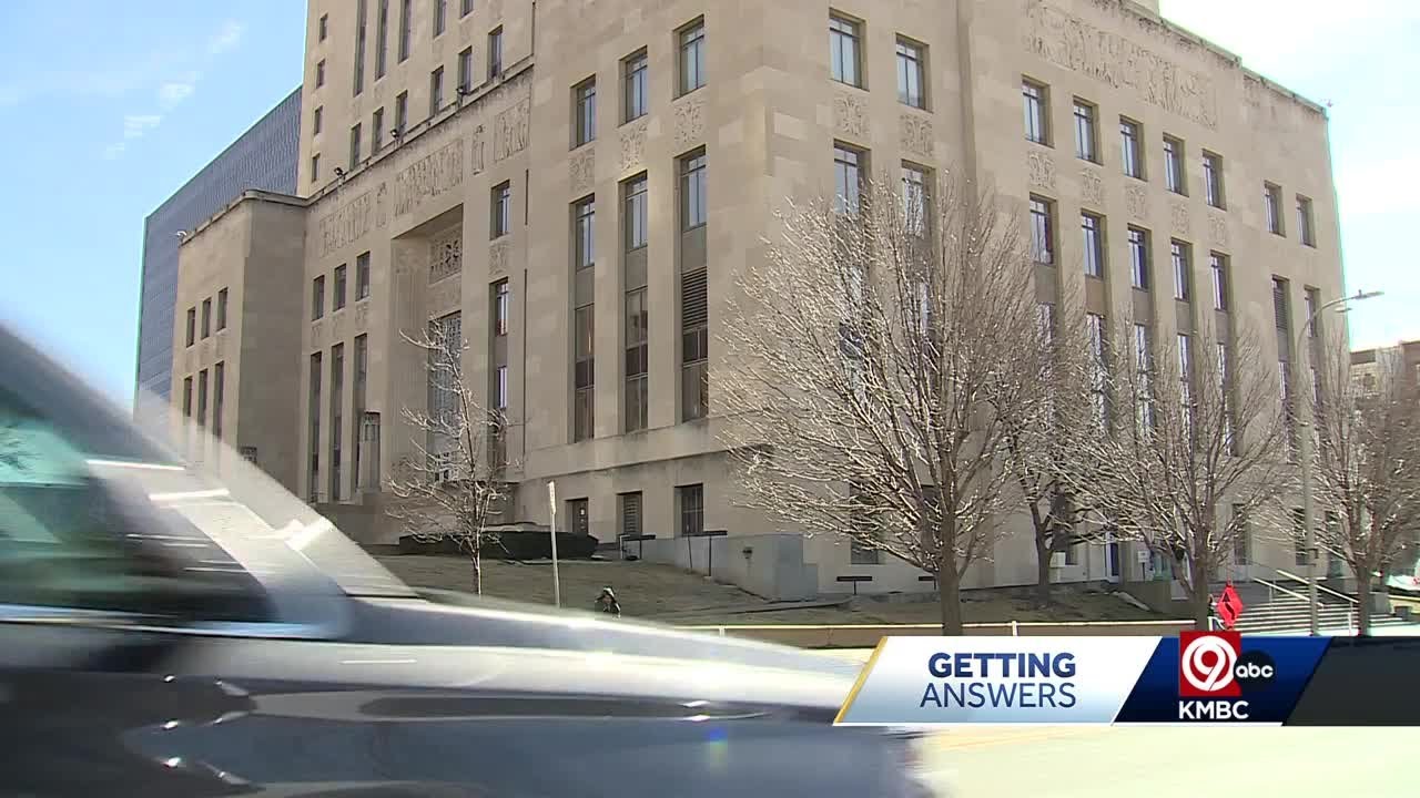 Meetings this week on future of Chiefs, Royals stadiums - YouTube