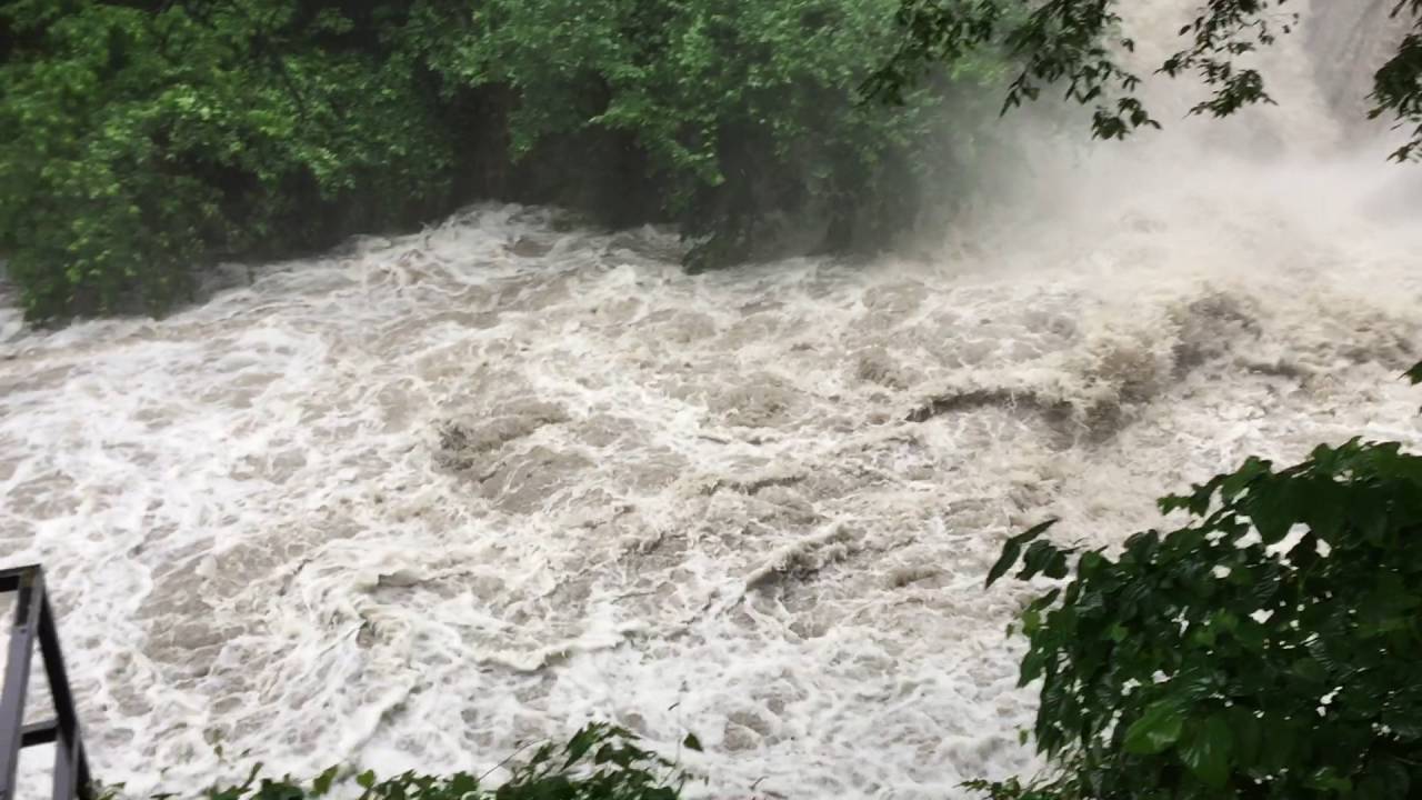 Exall Lake Dam 06/02/2016 - YouTube