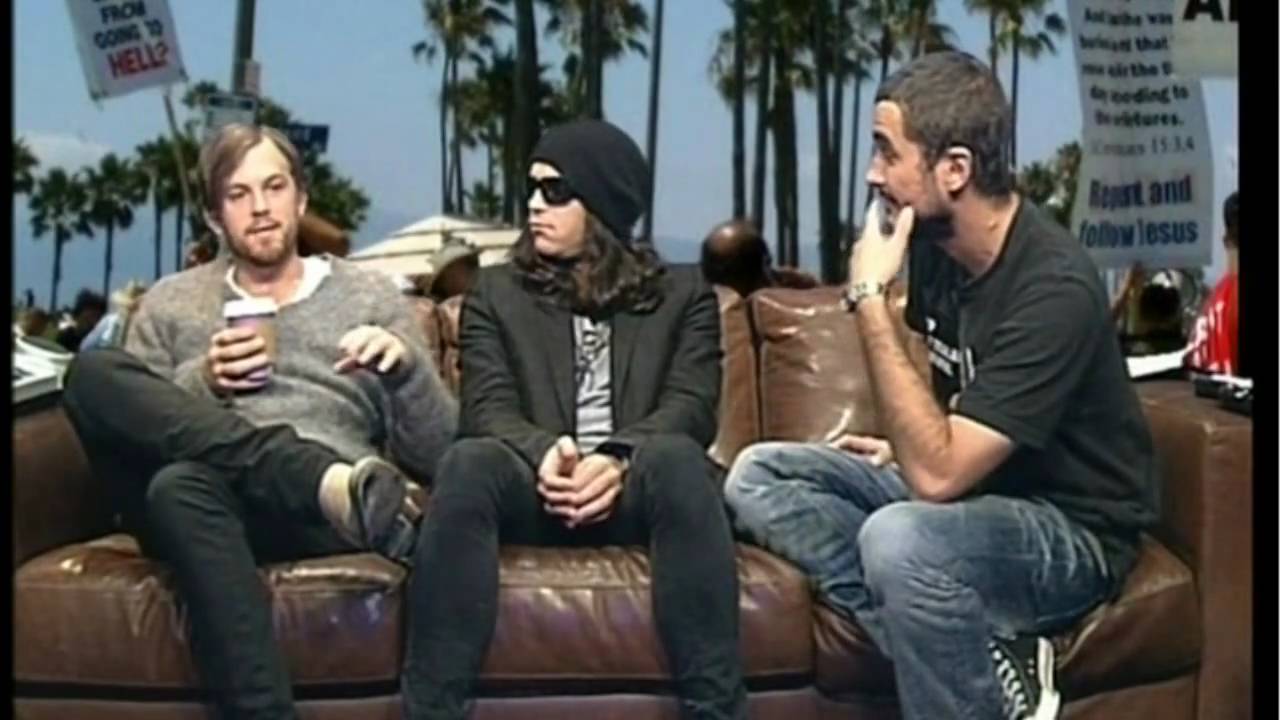Kings of Leon Part I Caleb & Nathan (2008) - YouTube