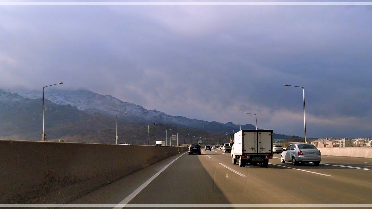 KOREA DRIVE | X3 Speed Highway Driving | 300km/h | 4K - YouTube