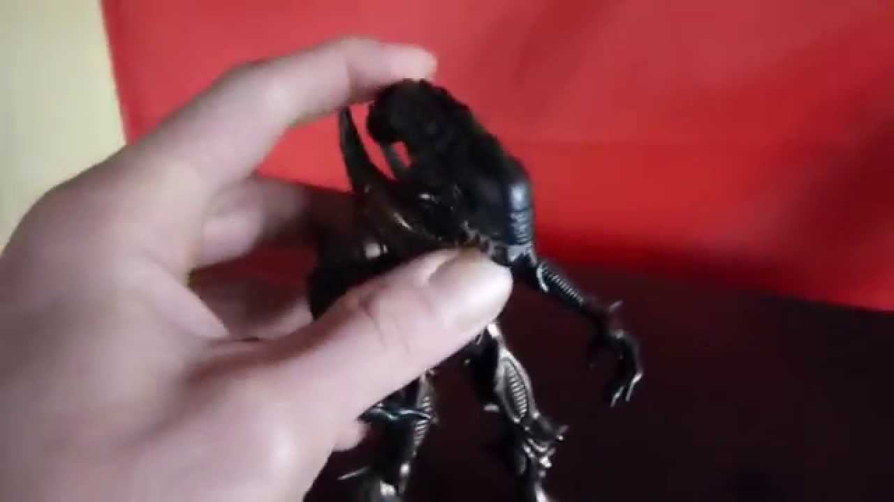 Alien Scorpion Action Figure Explodes - YouTube