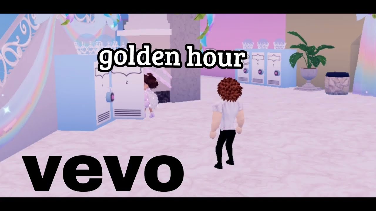 JVKE-Golden Hour |roblox Royale High Music Video| callmehmeloo - YouTube