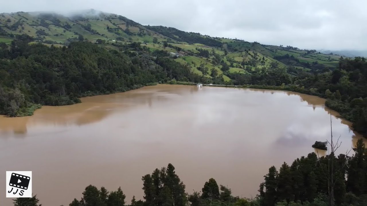 Embalse La Regadera - YouTube