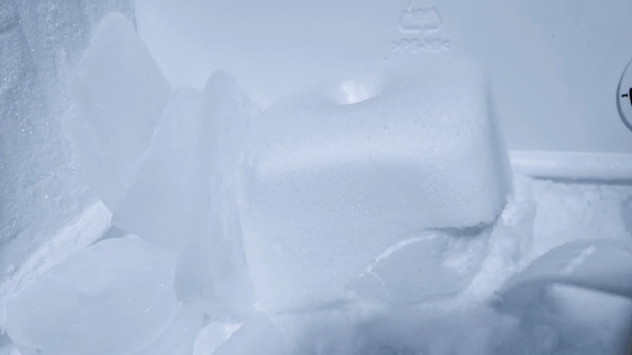 Snow Ice Eating Video | Freezer Frost mixed with Powdery Ice - YouTube