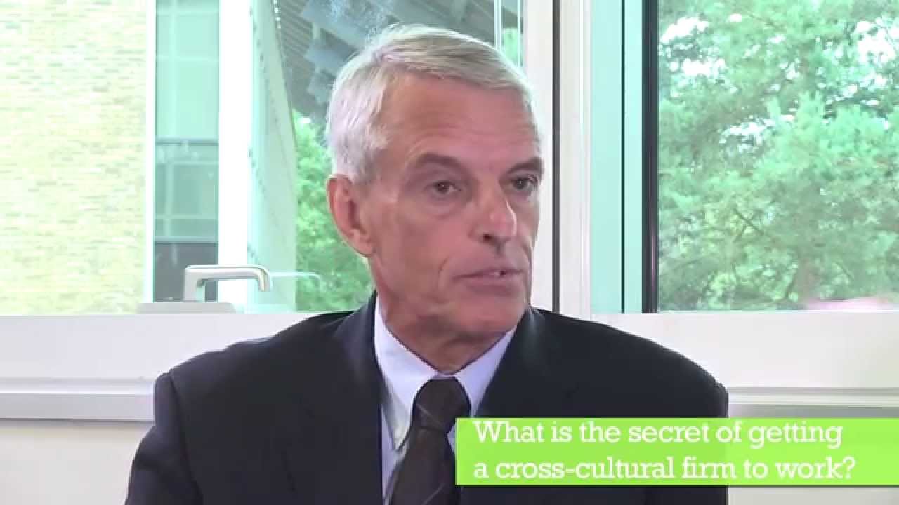 Colin Dyer (MBA'78) on Leading across borders - YouTube
