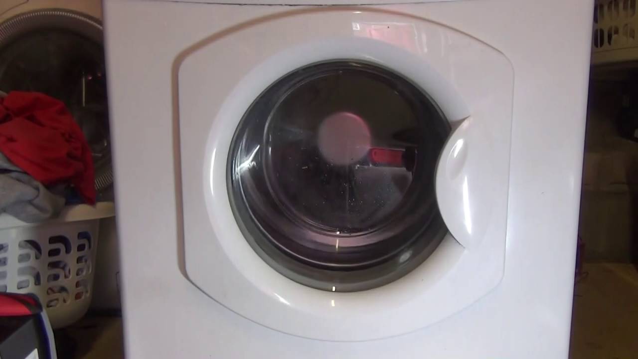 Hotpoint Aquarius Power Stream WMA58 : Slow spin only 800rpm - YouTube