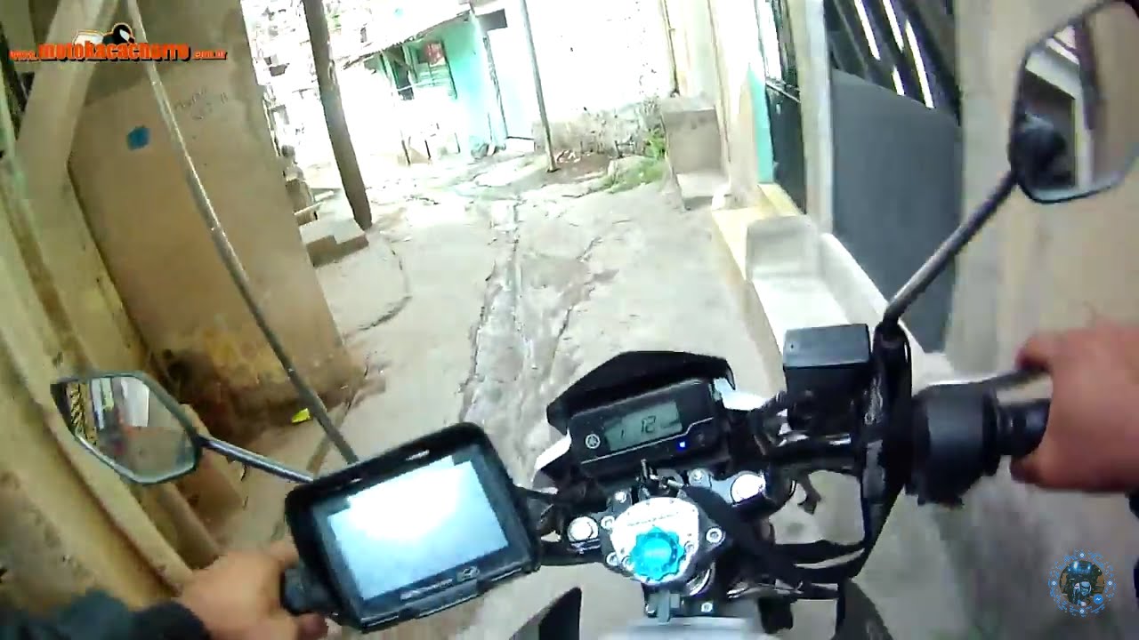 ENTRANDO DE MOTO NA FAVELA - MÁS COMPANHIAS - MOTOKAVLOG - YouTube
