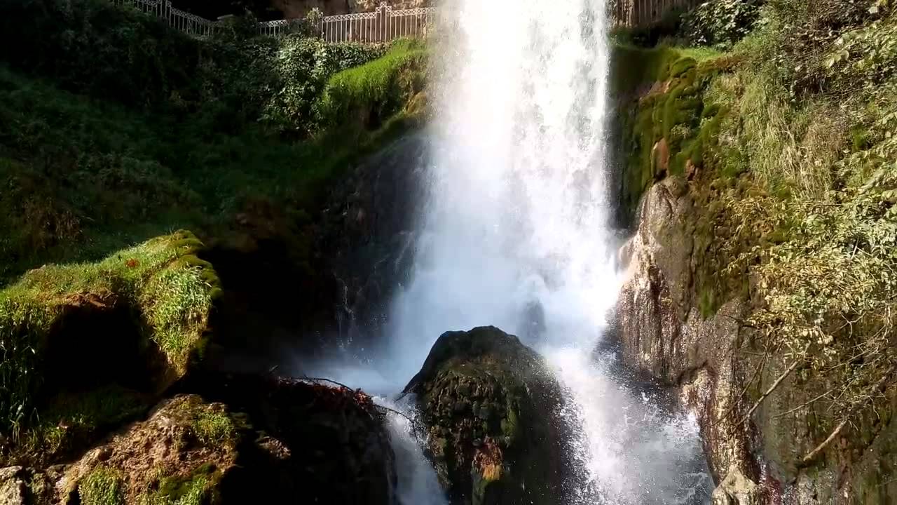 Έδεσσα καταρράκτης Καρανος - YouTube