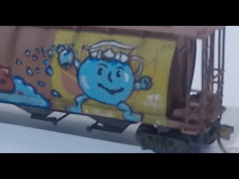 N scale graffiti - KOOL AID MAN mini scale. - YouTube