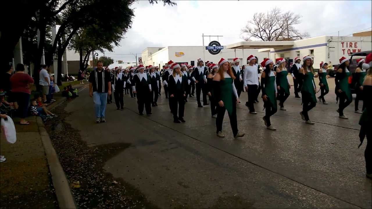 Spirit of Waxahachie Indian Marching Band, Christmas Parade 2012 - YouTube