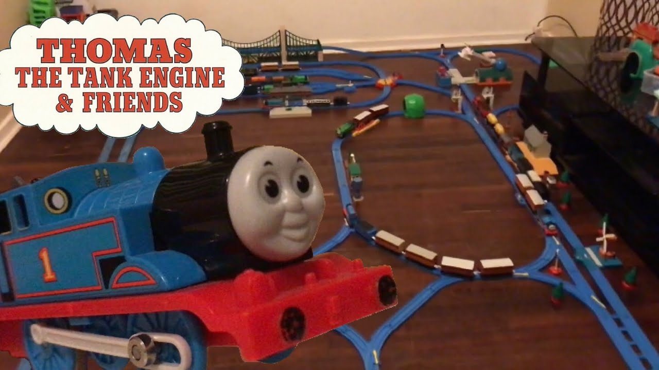 Thomas Tomy Motor road and rail layout - YouTube