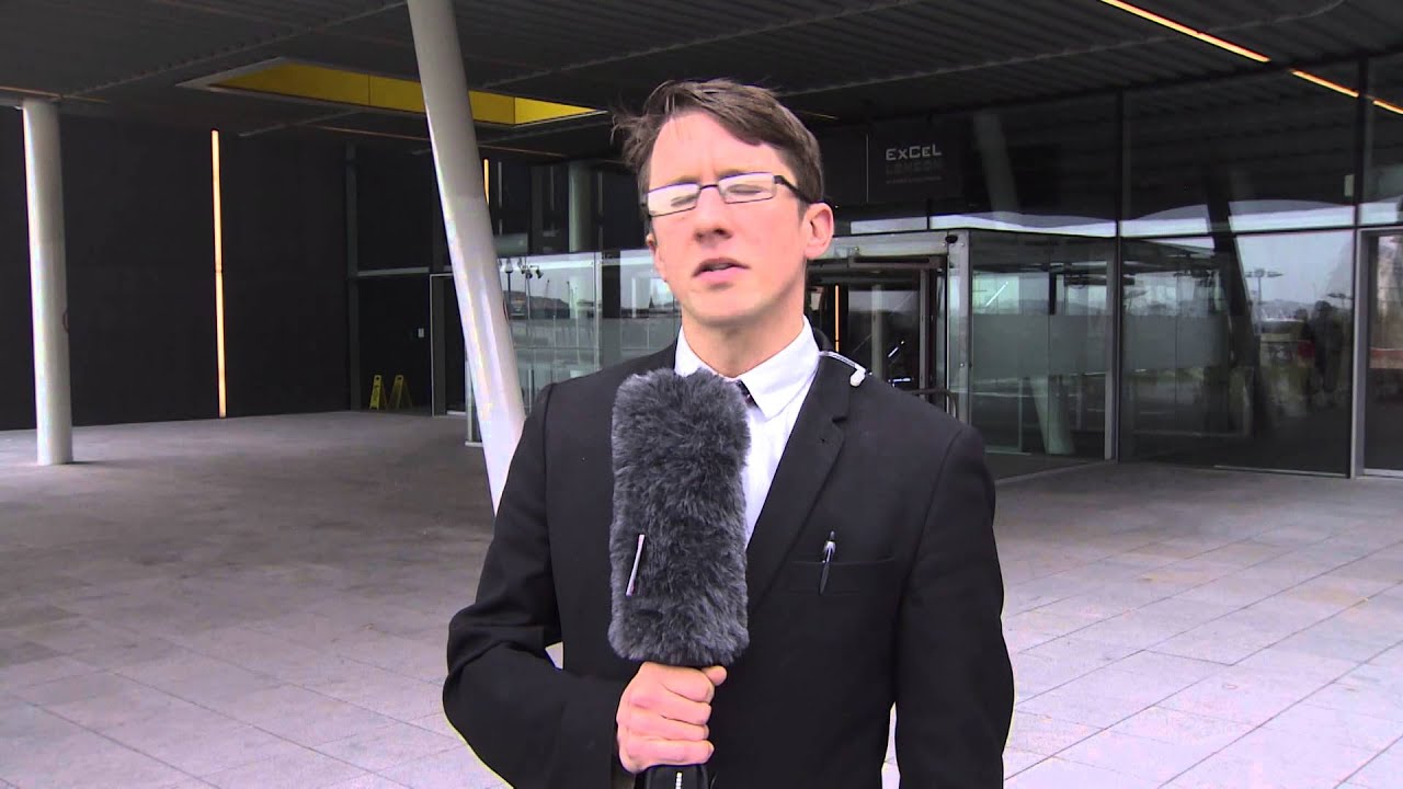 Jonathan Pie: reporter is having a bad day! - YouTube