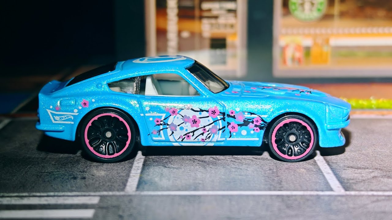 2025 Hot Wheels Datsun 240z "Arizona" Art Cars Main Line. - YouTube