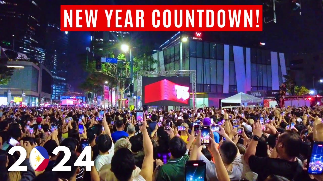 CRAZY FIREWORKS in BGC Philippines! The BEST New Year's Eve Show 🇵🇭 ...