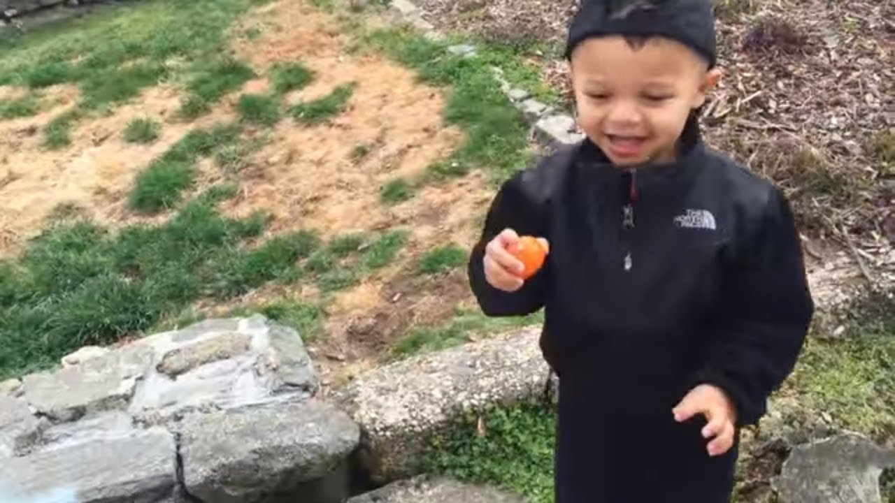 EASTER EGG HUNT! EASTER THROWBACK! FAMILY PAINTS EGGS! | DINGLE HOPPERZ VLOG - YouTube