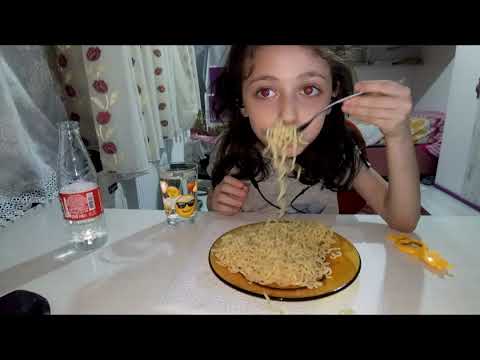 DANA ETLİ NOODLE ||TÜRKÇE ASMR|| Bade