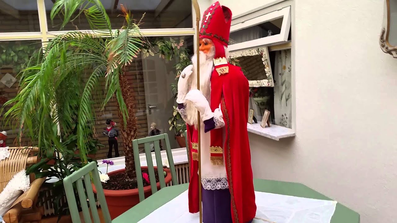 Beweegbare sinterklaas pop - YouTube