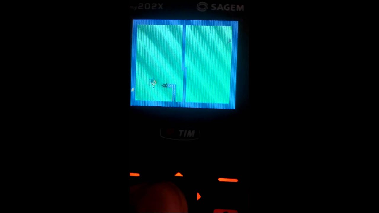 "Arcade" game in Sagem my202x - YouTube